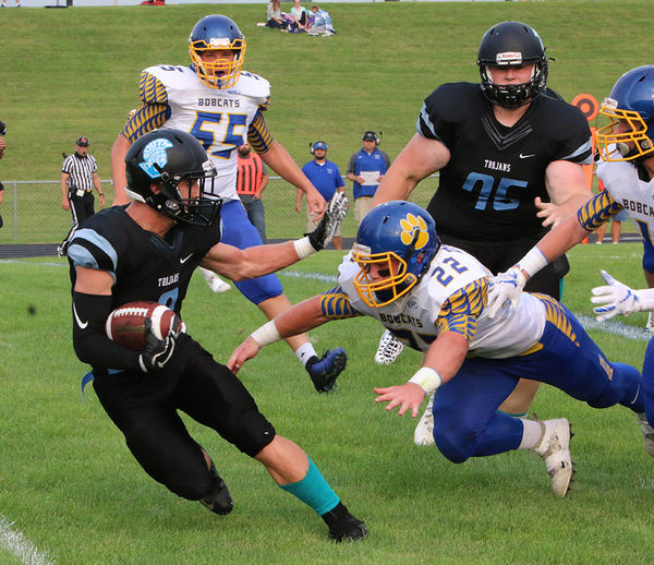 STC Trojans fall to Benton in season opener | News, Sports, Jobs - Tama ...